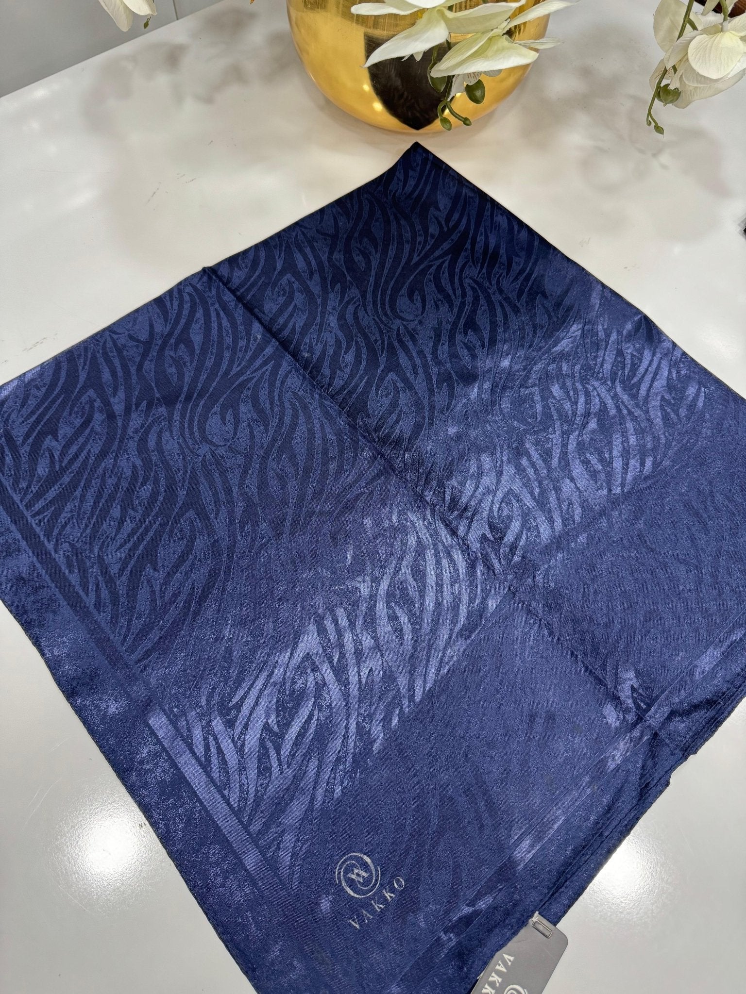 Oxygen Scarfs